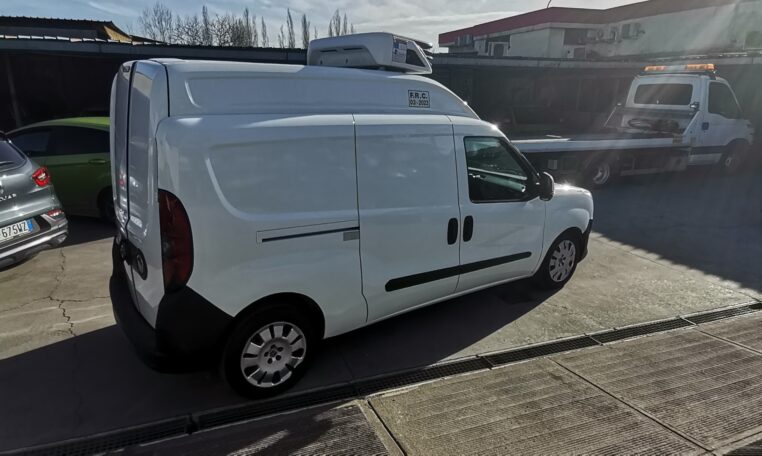 FIAT DOBLO’ XL MAXI 1.6MJT 105CV | Montauto Rent